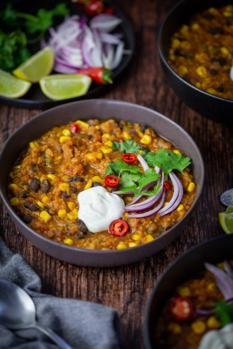 meat free chilli con carne Dine With Tasha
